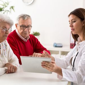 KOBACKER HOUSE-HOSPICE AT RIVERSIDE AND GRANT - 22 Photos - 800 ...