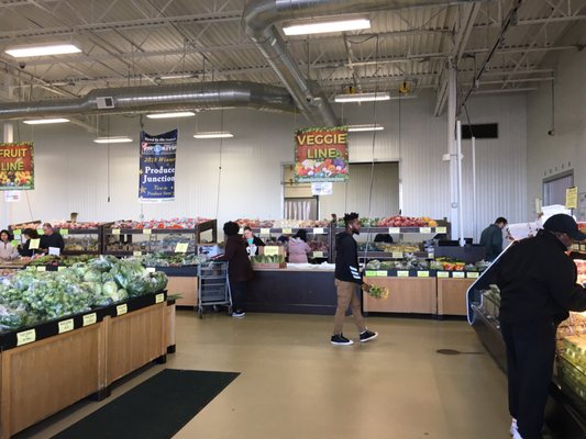 PRODUCE JUNCTION - 36 Photos & 36 Reviews - 1350 N Dupont Hwy, Dover ...
