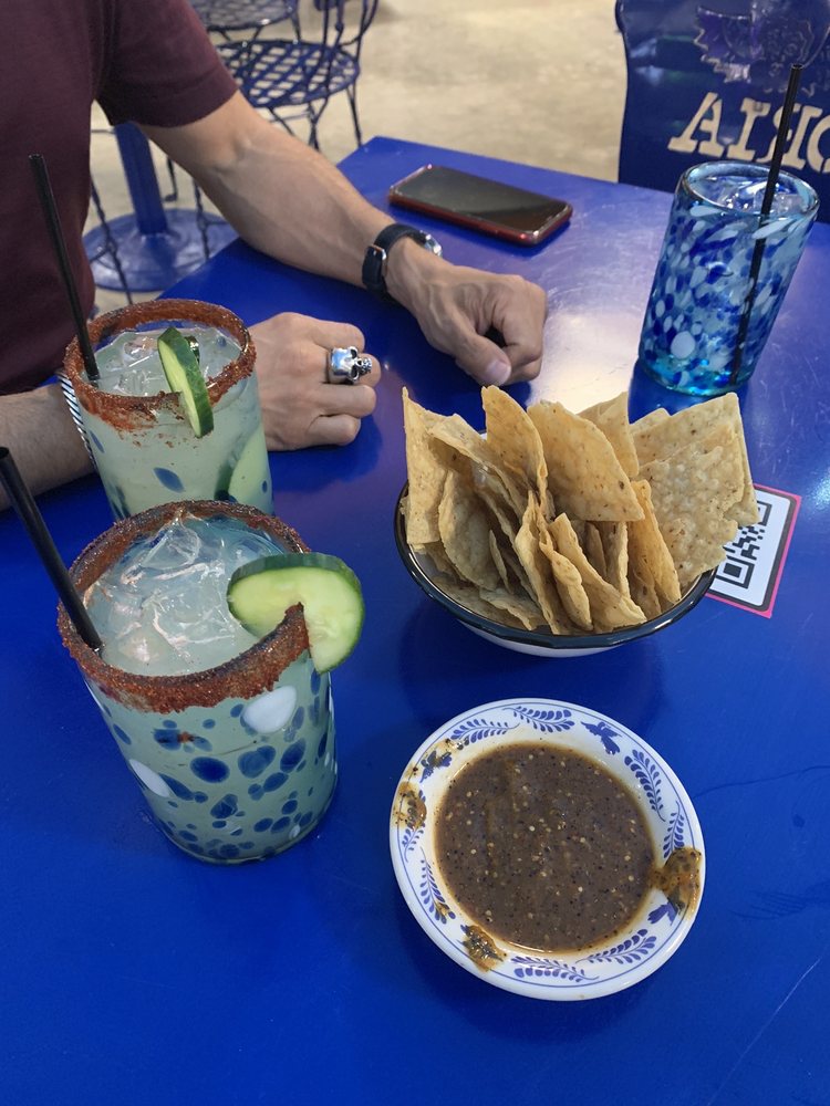 LA GLORIA - BROOKS - 31 Photos & 13 Reviews - 7622 Kennedy Hill Dr, San ...