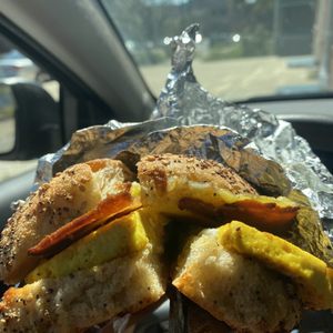 GRINDCORE HOUSE - Updated September 2024 - 253 Photos & 371 Reviews ...