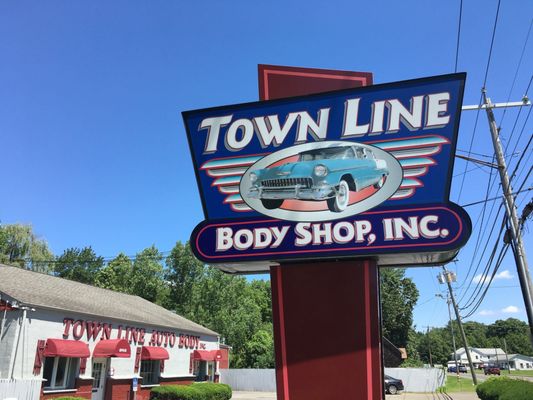 TOWN LINE BODY SHOP - Updated January 2026 - 12 Photos & 17 Reviews ...