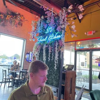 375 SOCIAL KITCHEN - Updated July 2025 - 528 Photos & 281 Reviews ...