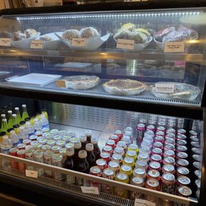 MAPLE BUZZ CAFE - Updated October 2025 - 3718 Riverside Dr, Green Bay, Wisconsin - Cafes ...