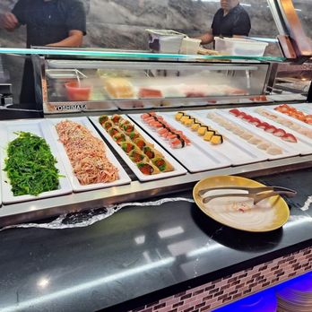 GOLDEN CHOPSTICKS BUFFET - Updated May 2026 - 64 Photos & 93 Reviews ...