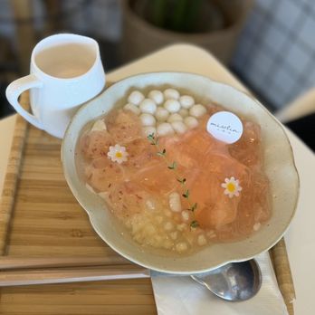 MISS LIN CAFE - Updated July 2024 - 328 Photos & 74 Reviews - 3601 Hwy ...