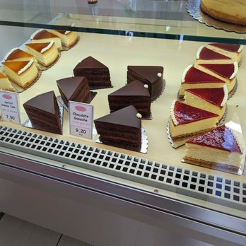 PENINSULA PASTRIES PALM SPRINGS - 453 Photos & 352 Reviews - 611 S Palm ...