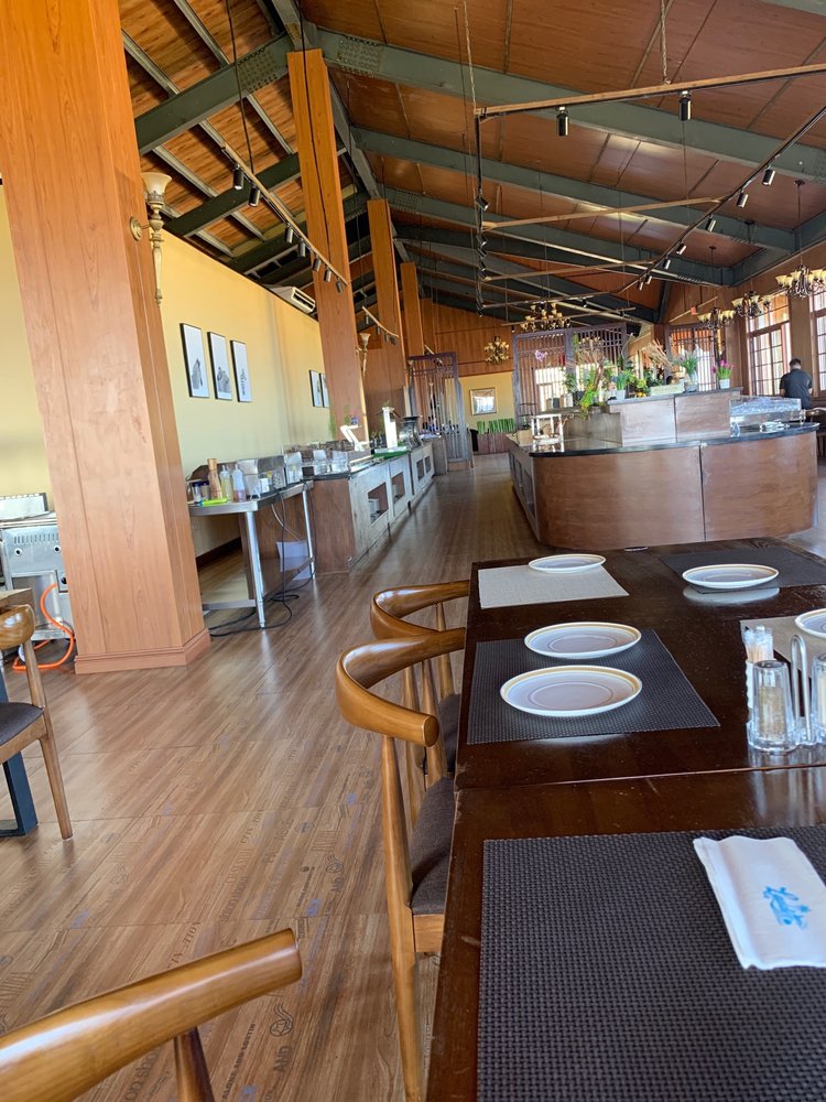 THE LADDER BEACH RESTAURANT - Updated May 2024 - Obyan, Obyan, Northern ...