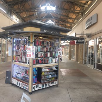 Round Rock Premium Outlets - 138 Photos & 166 Reviews - Outlet Stores ...