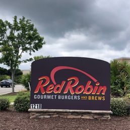 RED ROBIN GOURMET BURGERS AND BREWS - Updated July 2025 - 179 Photos ...