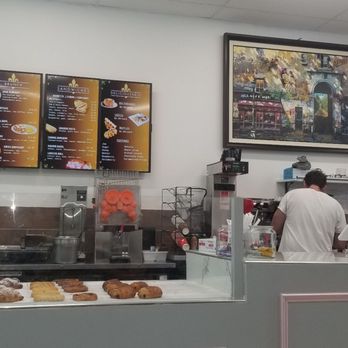 CAFÉ DE PARIS - Updated November 2025 - 36 Photos & 28 Reviews - 312 N ...