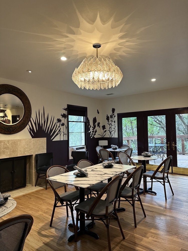 WIMBERLEY INN + BAR - Updated January 2025 - 143 Photos & 86 Reviews ...