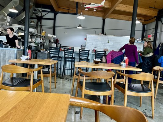 HANGAR 12 - Updated January 2026 - 113 Photos & 160 Reviews - 265 Fruit ...