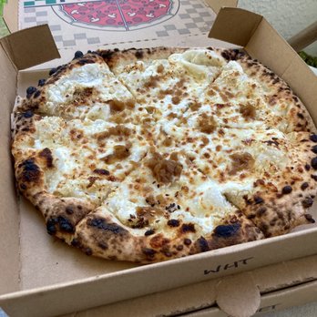 BLACK MAGIC PIZZA - Updated July 2024 - 90 Photos & 34 Reviews - 121 N ...