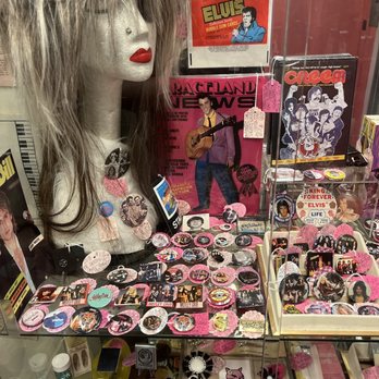 CAMBRIDGE ANTIQUE MARKET - Updated November 2024 - 70 Photos & 161 ...