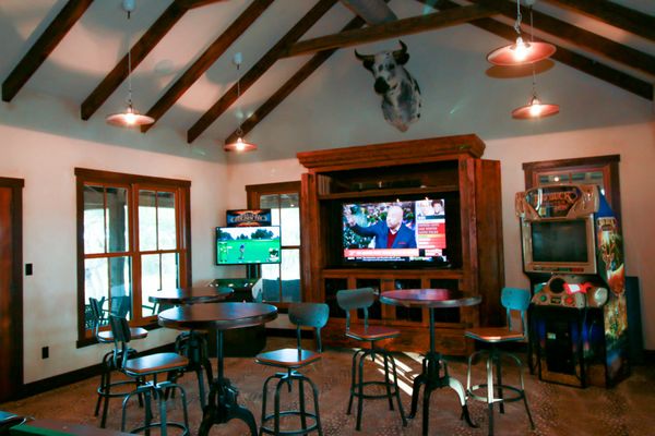 IRON GAME RANCH - Updated August 2025 - 13 Photos - 1658 Miracle Mile ...