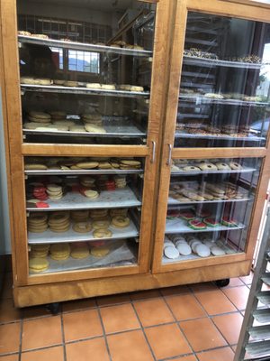 LA LUNA BAKERY - 24 Photos & 35 Reviews - 331 E 9th St, San Bernardino ...