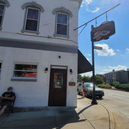 WUNDERBAR - Updated July 2025 - 466 Photos & 485 Reviews - 1132 Lee St ...