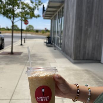 LAMPPOST COFFEE - Updated July 2024 - 48 Photos & 45 Reviews - 407 S ...