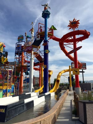 COWABUNGA BAY WATER PARK - Updated December 2025 - 62 Photos & 96 ...