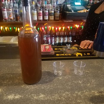 MUMS - Updated May 2025 - 21 Photos & 33 Reviews - 1132 S Hanover St ...