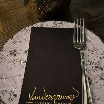 VANDERPUMP COCKTAIL GARDEN - Updated September 2024 - 4459 Photos ...