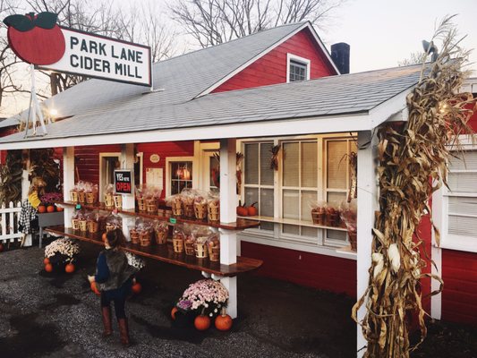 PARK LANE CIDER MILL - Updated October 2025 - 24 Photos & 10 Reviews ...