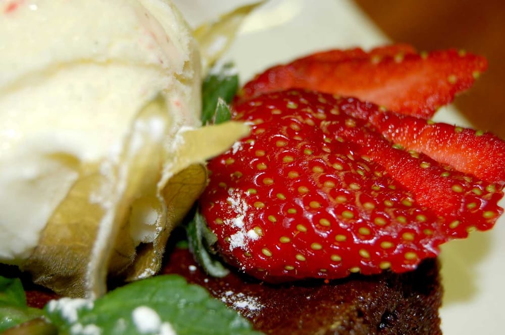 LIME TREE - Updated December 2024 - 20 Reviews - 8 Lapwing Lane ...