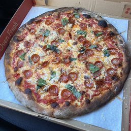BIRD PIZZERIA - Updated August 2024 - 83 Photos & 71 Reviews - 510 E ...