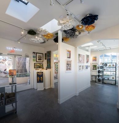 THE OCEAN BLUE VAULT - Updated July 2025 - 39 Photos - 643 Main St ...