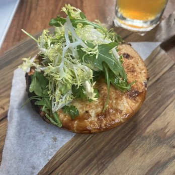 ROYAL HEN - Updated August 2024 - 345 Photos & 336 Reviews - 311 Marine ...