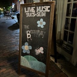 THE BEEHIVE - Updated August 2025 - 1481 Photos & 2570 Reviews - 541 ...