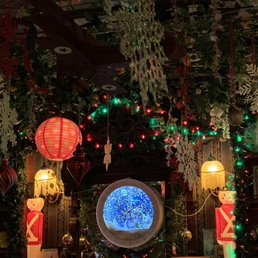 SKINFLINTS - Updated July 2025 - 358 Photos & 451 Reviews - 7902 5th ...