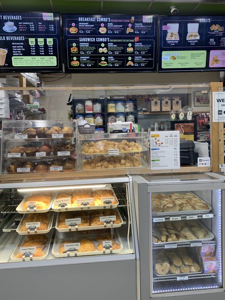 WESTSIDE DONUTS & CROISSANTS - 38 Photos & 61 Reviews - 11277 Santa ...