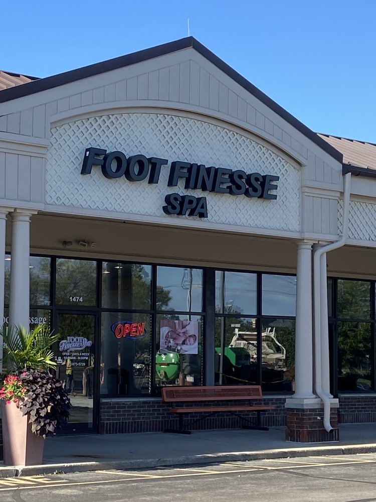 FOOT FINESSE SPA - Updated June 2026 - 33 Reviews - 1474 W Oak St ...