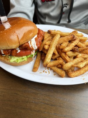 PIPS PUB - 30 Photos & 14 Reviews - 19501 Elpers Rd, Evansville ...