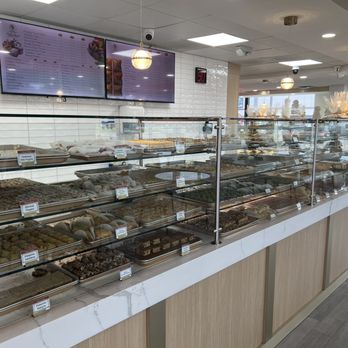 FARHAT SWEETS - Updated October 2025 - 363 Photos & 180 Reviews - 2999 ...