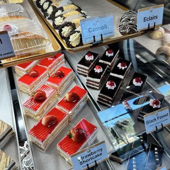 FORTUNA BAKERY & CAFE - Updated December 2025 - 441 Photos & 387 ...