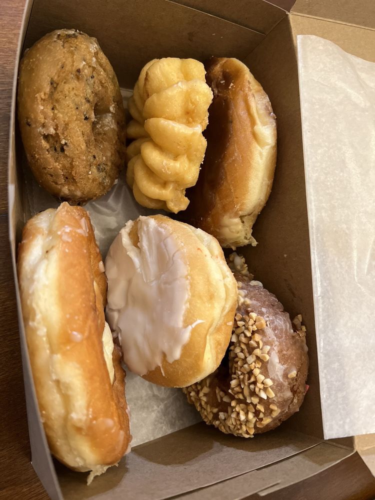 JO ANN’S DONUTS AND ICE CREAM PARLOR - Updated October 2025 - 10 Photos ...