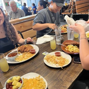 FOLK ART - Updated February 2025 - 425 Photos & 281 Reviews - 174 W ...