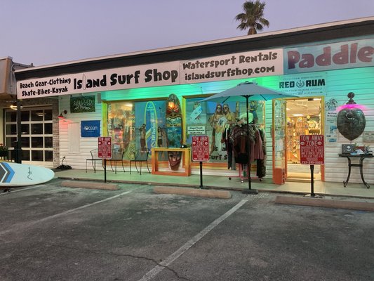 ISLAND SURF SHOP - Updated December 2025 - 13 Photos & 20 Reviews - 309 ...