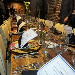 CHEZ VINCENT - Updated July 2025 - 211 Photos & 271 Reviews - 533 W New ...