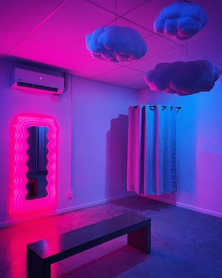 SOFLY SOCIAL - 38 Photos & 52 Reviews - 979 Springdale Rd, Austin ...