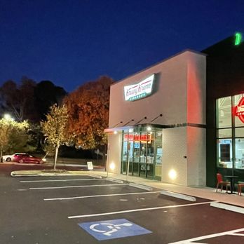 KRISPY KREME - 259 Photos & 270 Reviews - 295 Ponce De Leon Ave ...