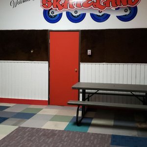 BRIGHTSPEED ICE PARK - Updated May 2025 - 27 Photos & 11 Reviews - 635 ...