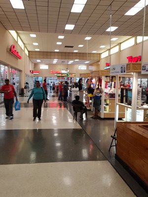 LAUDERHILL MALL - Shopping Centers - 1267 NW 40th Ave, Lauderhill, FL ...