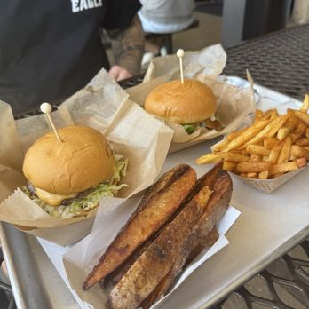 CALUSA BREWING - Updated July 2025 - 263 Photos & 178 Reviews - 5377 ...