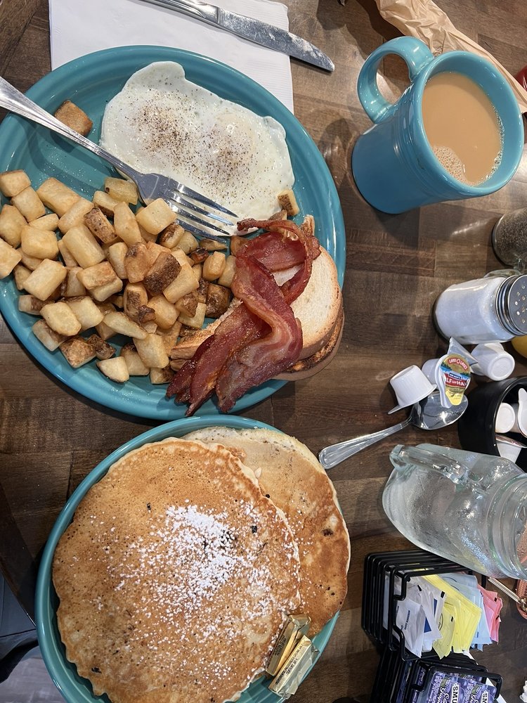 THE JUNCTION 144 - Updated May 2025 - 850 S Eagle Valley Rd, Julian ...