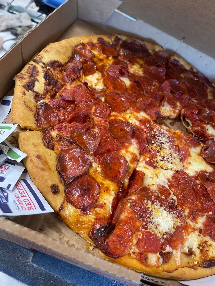 H’S PLACE - 11 Reviews - E13105 HWY 78, Merrimac, WI - Yelp