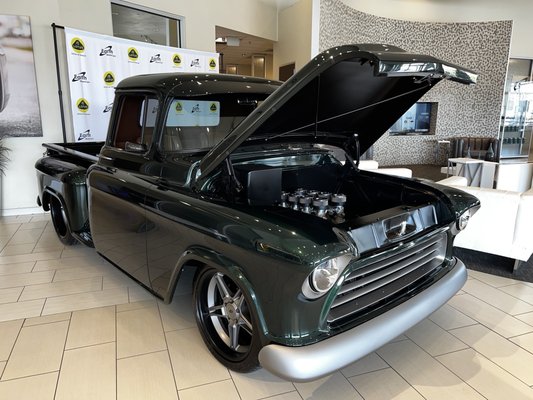 EARTH MOTOR CARS - Updated January 2026 - 157 Photos & 143 Reviews ...