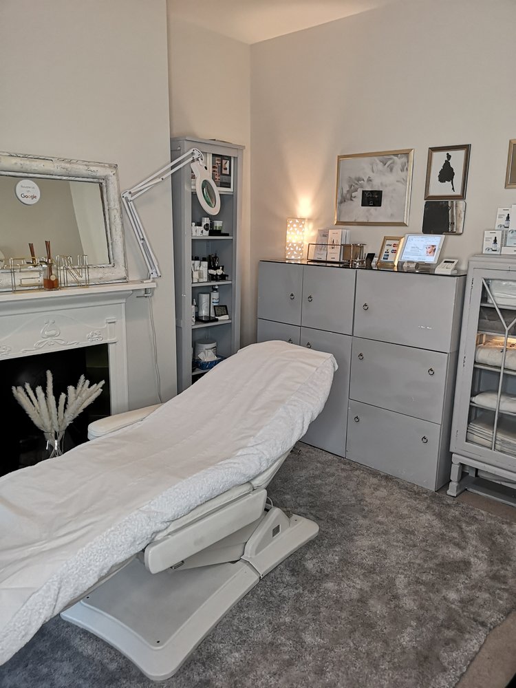 EVA NIGHTINGALE BEAUTY - 16 Photos - Skin Care - 151 North End Road ...